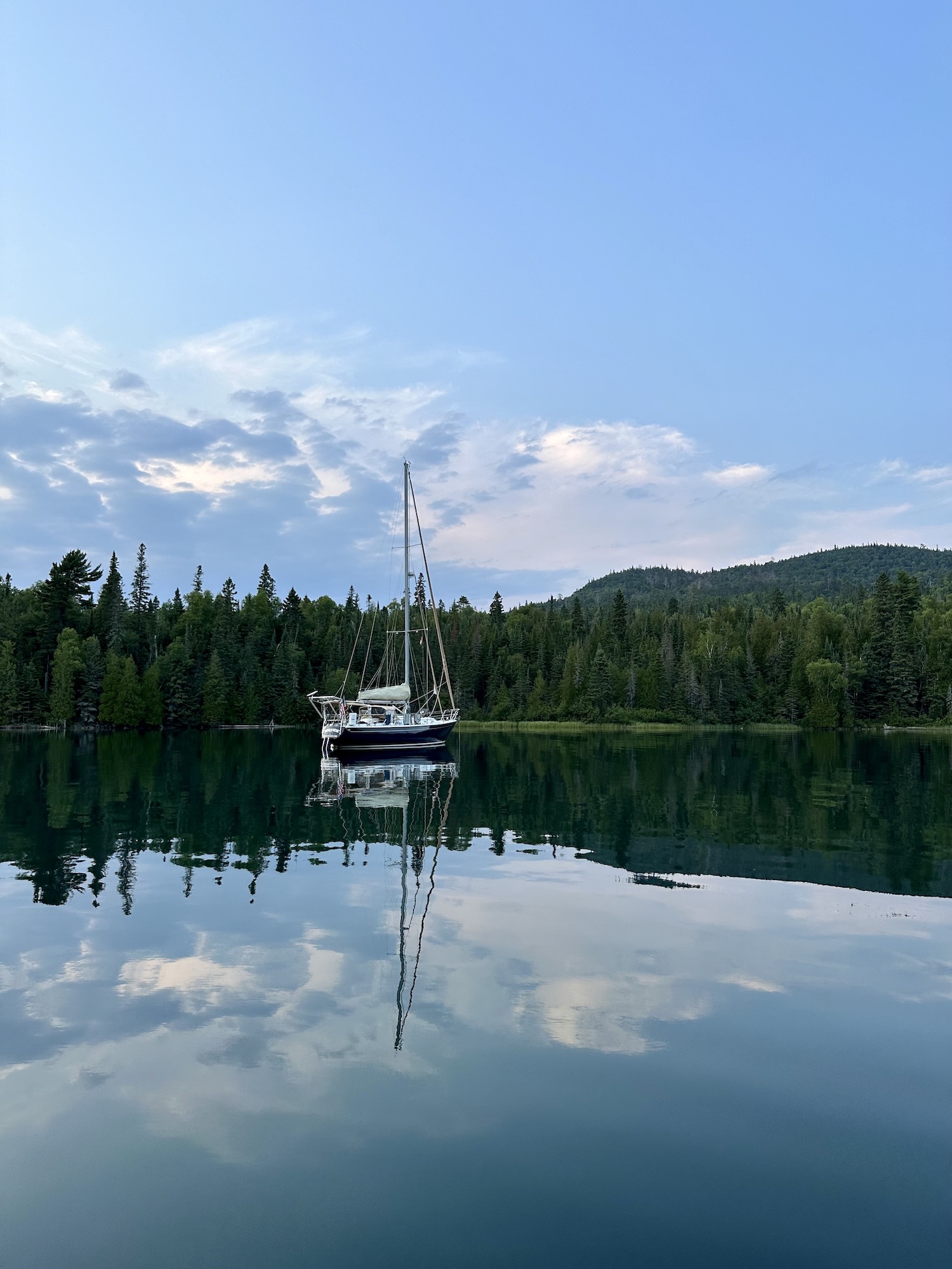 Cruising the Northeast Coast of Lake Superior - Gerbers UnderWay