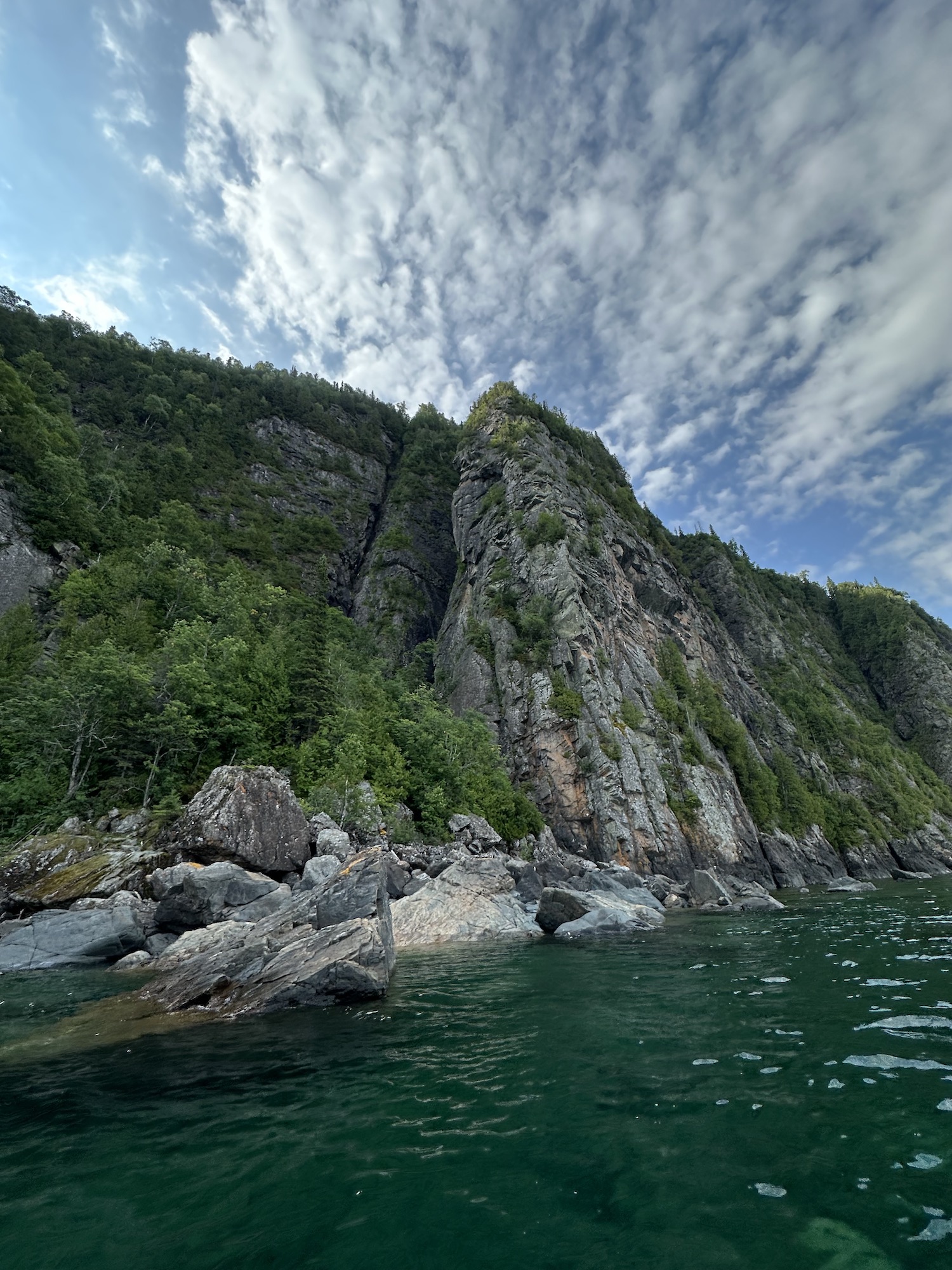 Cruising the Northeast Coast of Lake Superior - Gerbers UnderWay