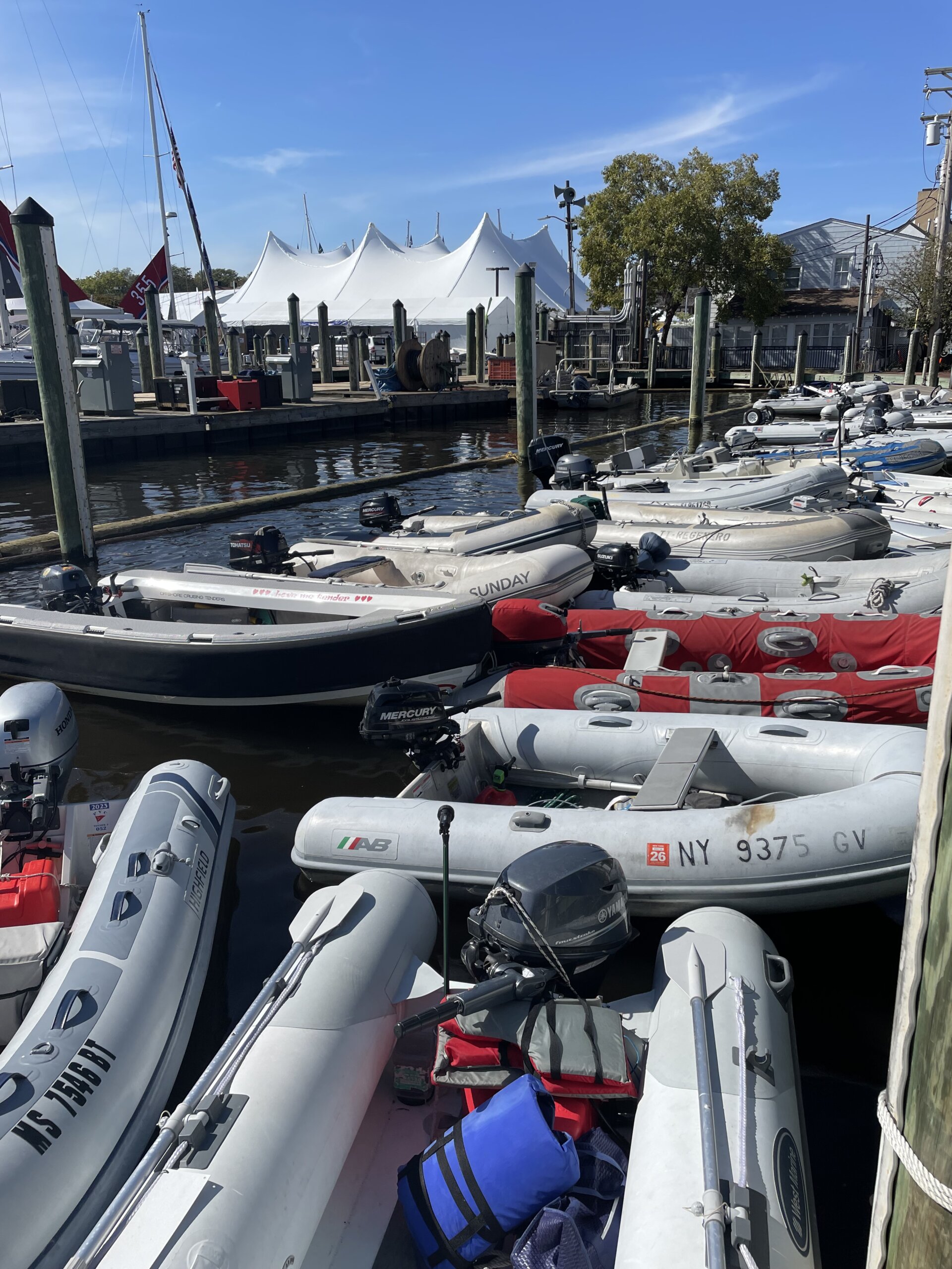 Cruising the Chesapeake Bay in the Fall - Gerbers UnderWay